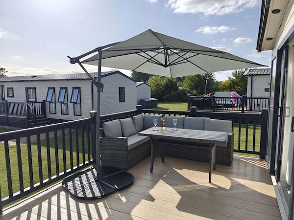 The Burrow, Sleeps 6 And Is Pet Friendly - Wiltshire