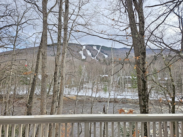 Comfy, Fireplace, Ski Shuttle, Pool  & Hot Tub, Tennis. L8006 By Lrs - New Hampshire