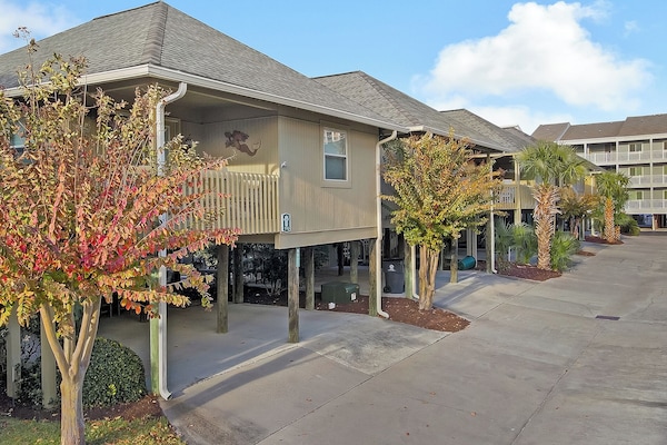 Guest Cottage 77-g: 2 Br, 2.5 Ba Cottage In Myrtle Beach, Sleeps 7 - Myrtle Beach