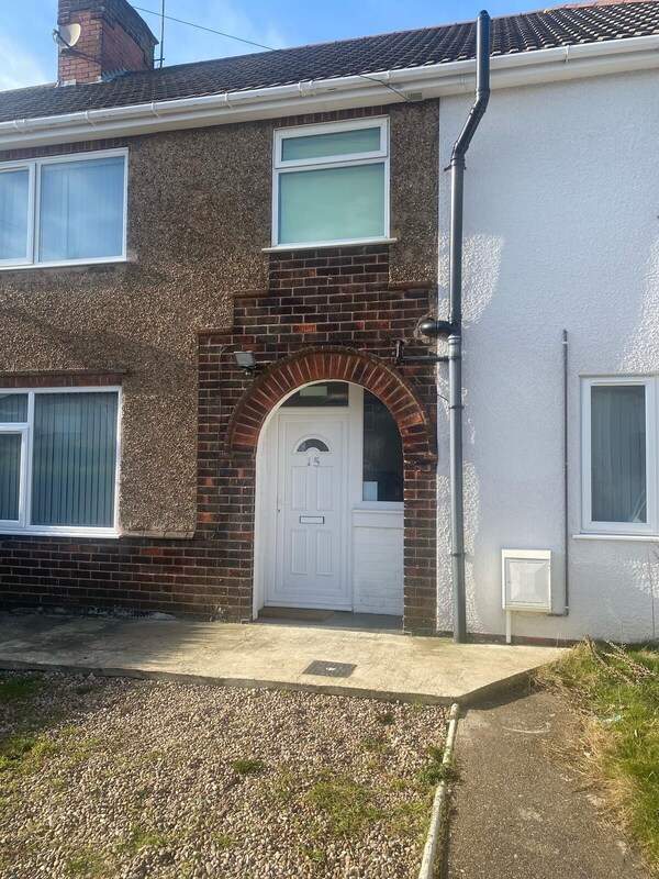 Spacious 6-bedroom, 8 Bathroom Home, Sleeps 12, Perfect For Family & Groups! - Sherwood Forest