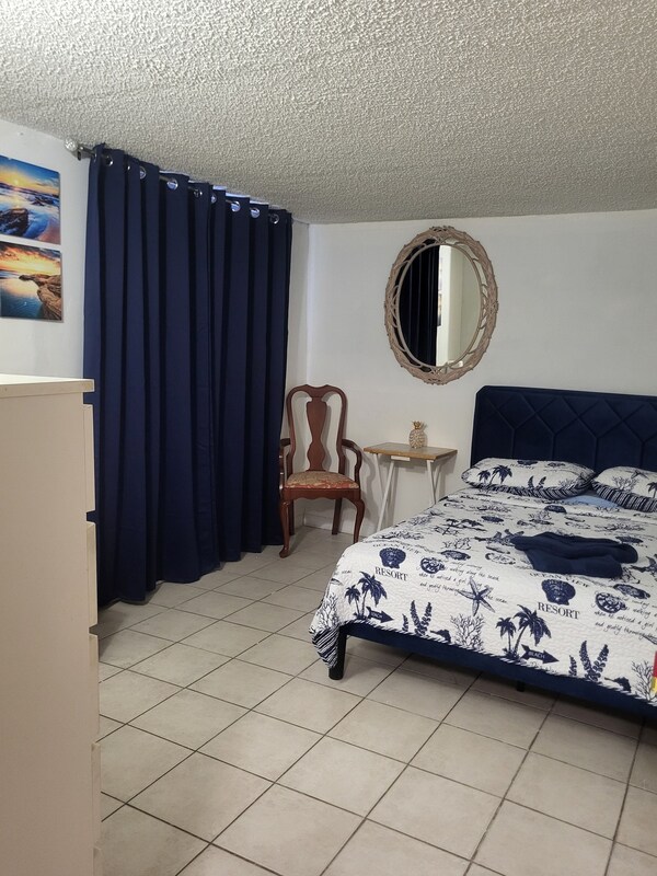 Centrally Located 2-bedroom & 1-bathroom In Little Havana, Miami W/ac Wifi C1&2 - Miami