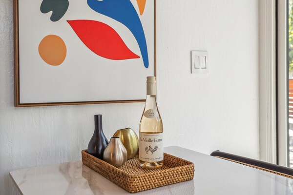 Designer Home Near Stanford/tech Hub+ac/gym/office/bbq. Two Bed/one Bath. - Fremont, CA