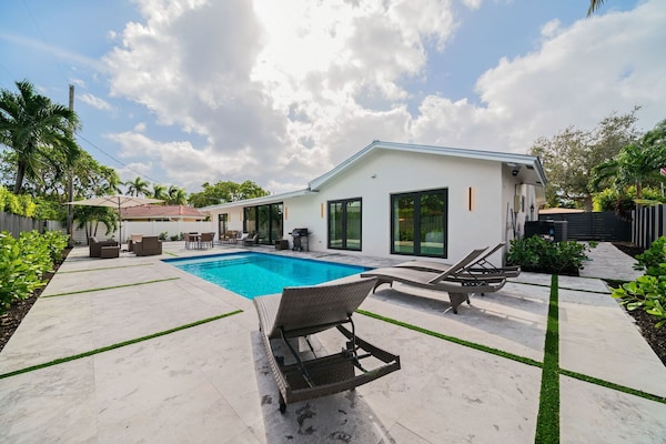 2231 Managed By Brampton Park - Deerfield Beach, FL