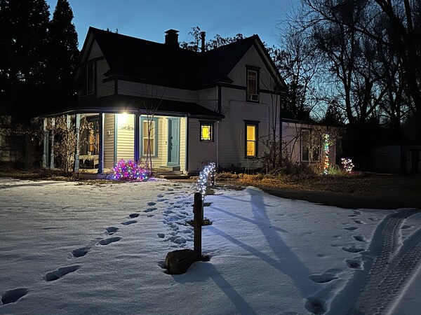 Charming 3-bedroom Historic Home In Fantastic Colorado Springs With Ac, Wifi - Manitou Springs, CO