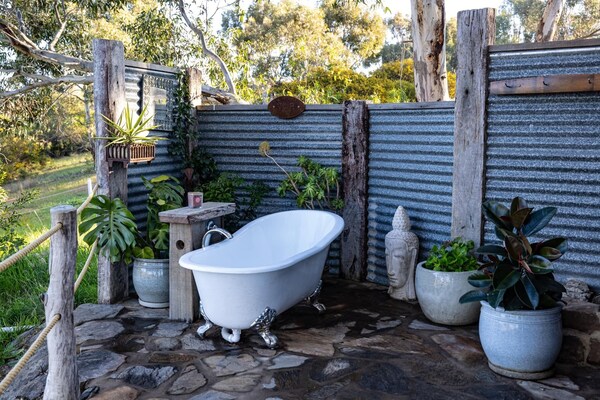 Rainshadow Retreat, Rainshadow Retreat - Soak Up The Serenity - Strathalbyn