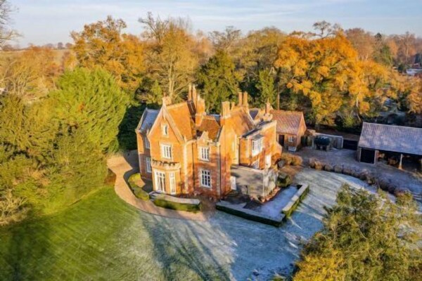 Host & Stay | Bressingham Lodge - Suffolk