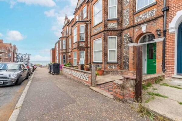 Host & Stay | Cromer Town, Apartment 1 - Cromer