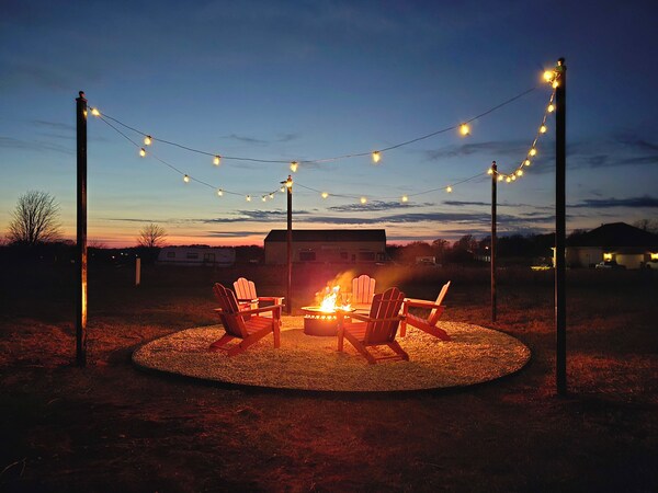 Cozy Country Retreat Modern! New - McDaniel Lake, MO
