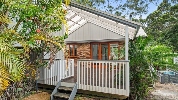 Palm Paradise Near The Beach - Avoca Beach
