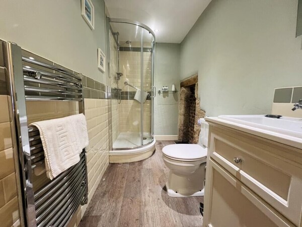 Beautiful Barn Conversion, With Exposed Stone Walls And Period Features. - Escocia