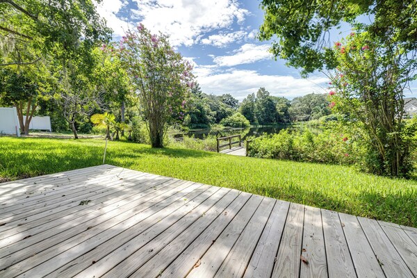 Quiet Oak Retreat  Serene 3 Bdr - Odessa, FL