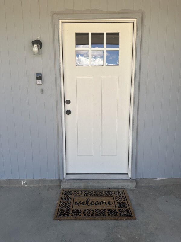 Charming 3-bedroom / My Home Away From Home With Ac And Wifi In El Paso - El Paso, TX