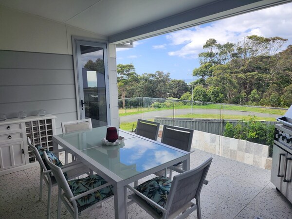 Bombora Point Beach House - Diamond Beach