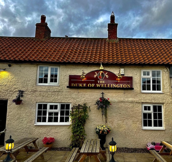 Courtyard Rooms - Studio - Double Bed - Wifi - Northallerton