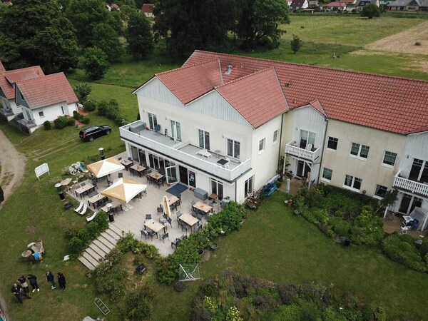 Ferienwohnung '4' Mit Seeblick, Gemeinschaftsterrasse Und Wi-fi - Malchin