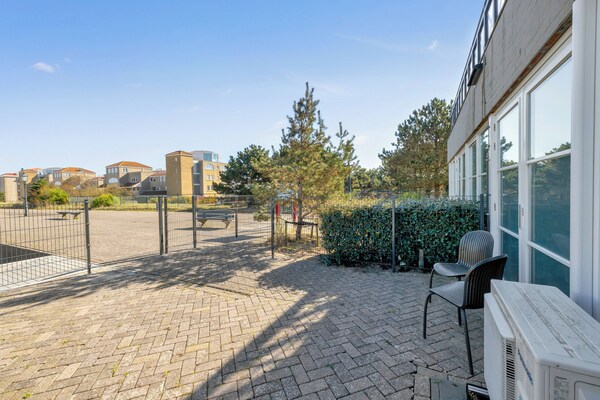 Een Kleurrijk Appartement Voor 4 Personen, Ideaal Voor Een Ontspannen Vakantie Aan De Kust. - Zuid-Holland