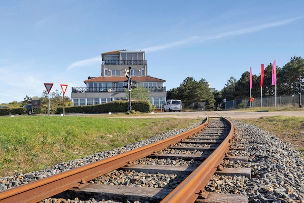 This Cozy Apartment For 4 People, Just Moments Away From The Brouwersdam, The North Sea, Or The Grevelingenmeer. - Renesse