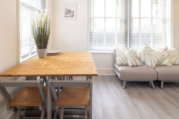 Host & Stay | Harbour Lights - Broadstairs