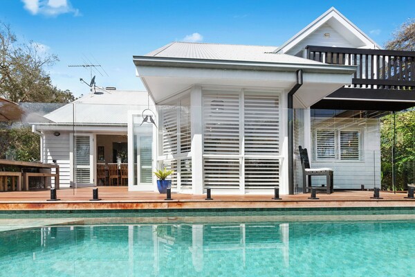 Hampton's Style Beachside Holiday Escape & Gas Heated Pool, Hughes, Sorrento - Sorrento