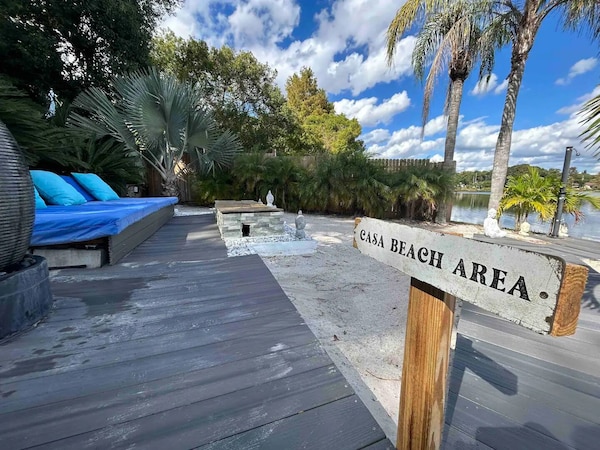 Puravida Urban Lakehouse+bungalow - Full Property -4bed, 4bath - Orlando, FL