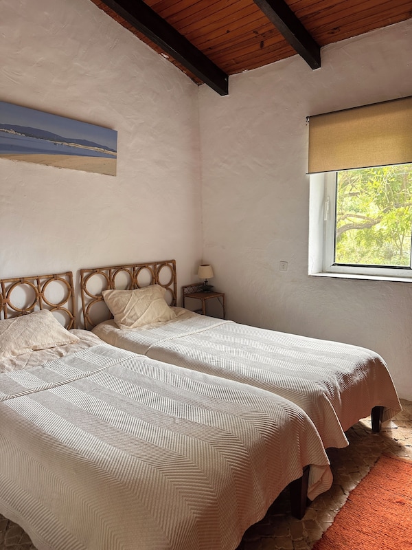 Farmhouse Appartment Surrounded By Nature And 15 Minutes Walk To The Beach! - Portugal