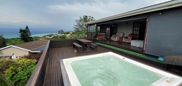 Charming 3-bedroom House With Ac And Wifi In Lovely S Coast, Fantastic Sea Views - 