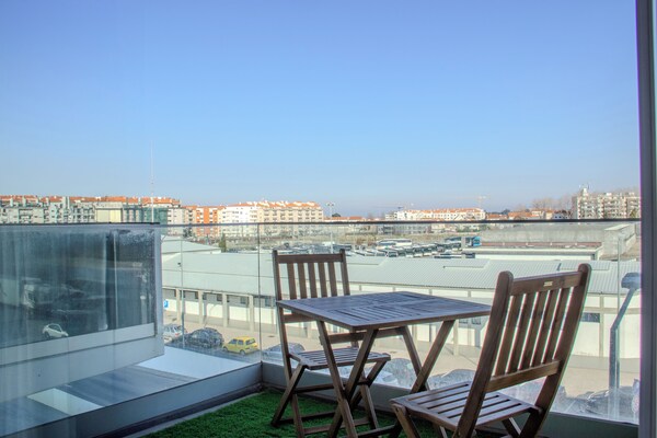 Cozy Luxury Apartment In Aveiro - Aveiro