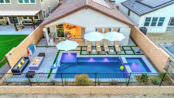 New Large Home-views-mountain, Lake & Golf - Indio, CA