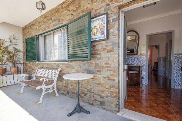 Room 'Quarto 3 - Casa Da Jesus' With Mountain View, Wi-fi And Air Conditioning - Pinhão