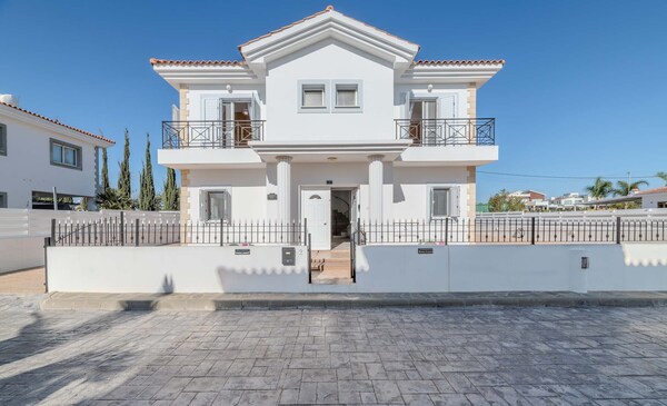 Nemea Serenity Blue - Charming Ayia Napa Centre Getaway - Protaras