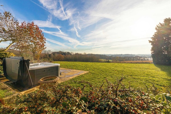 Far Heath House With Hot Tub - Northamptonshire