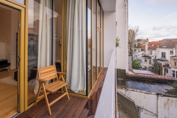 Self Check In Brussels Apartment For 2 In Heart Of Trendy Saint-gilles - Anderlecht