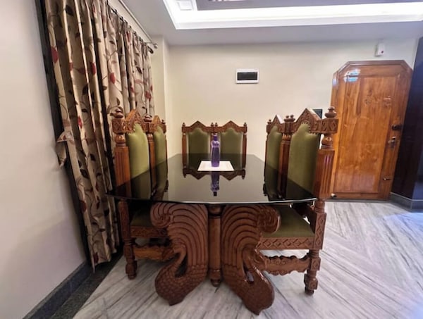 Modern Luxe Haven - Siliguri