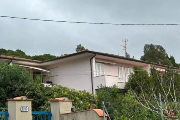 Three-room Apartment Dolores - Elba