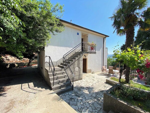Charming Apartment Portapizana, Located Just A Short Stroll From The Public Beach, Pet Friendly, Garage Available - Krk, Hırvatistan