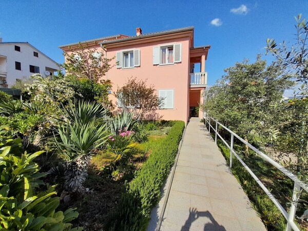 Apartment Tihana For 3 Persons With Partial Sea View - Krk