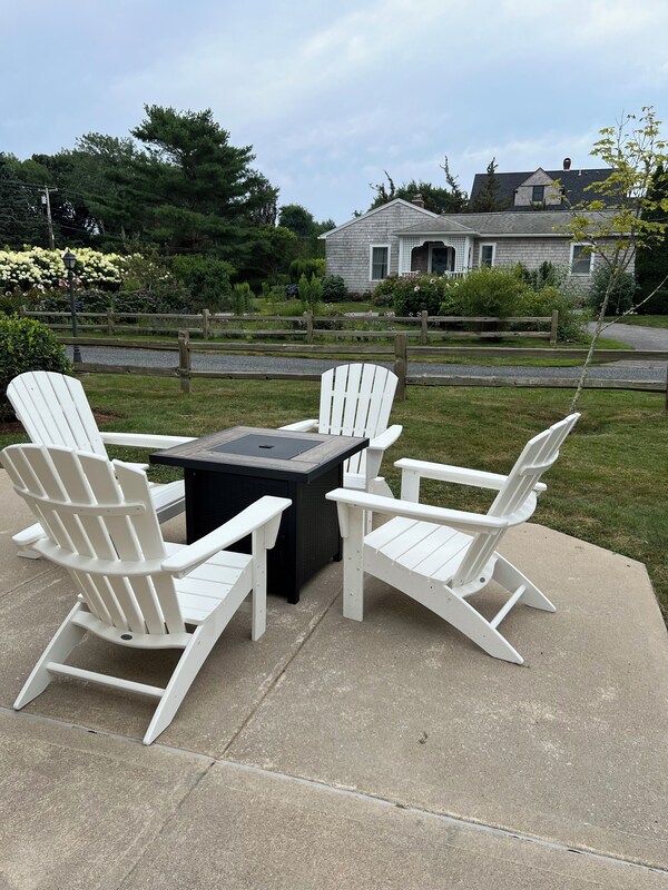 Charming 3-bedroom Cottage With Wifi, Ac In Lovely Narragansett! - Rhode Island
