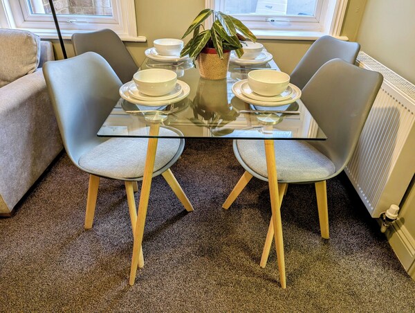 Seaside Escape - Free Parking! 4 Minutes To The Beach! Pet Friendly! - Weymouth