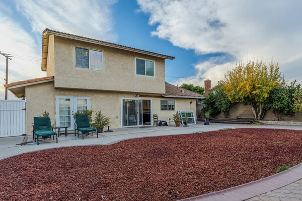 20% Off Monthly / Modern 3br 2ba / Private Backyard Retreat / Prime Location - Upland, CA