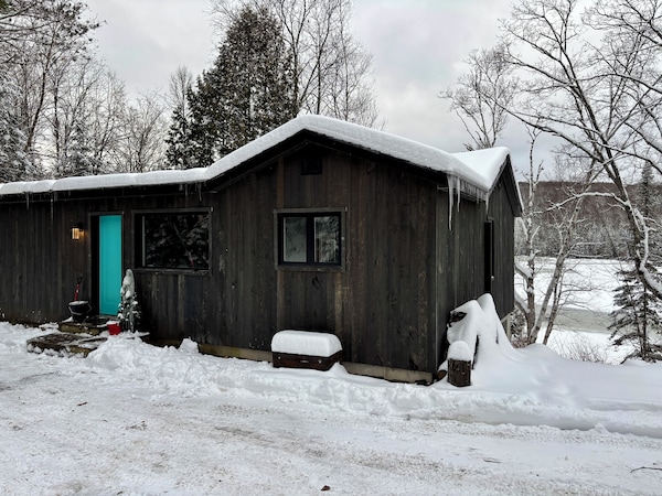 Lakefront Cottage Near Tremblant - Laurentides