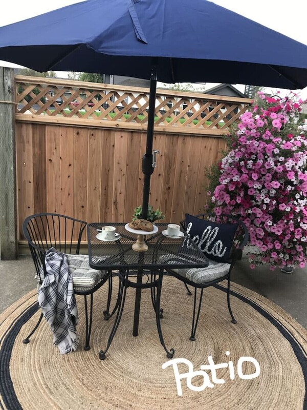 Spacious! Breakfast! Hot Tub! Comfy! Location! - Aldergrove
