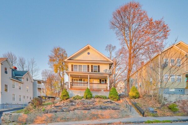 1 Mi To Downtown & Palladium: Worcester Getaway! - Worcester, MA