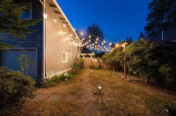 Luxury 3br - 2ba Family Home Near Seattle & Bellevue - Pet Friendly - Ev Charger - Renton, WA