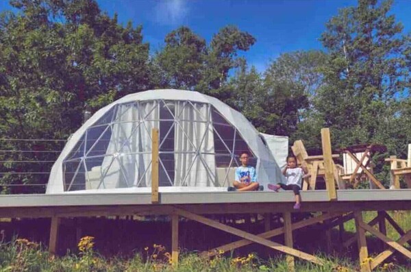 Dome 3 At Come Spring Farm Glamping - Alpaca Farm - Maine