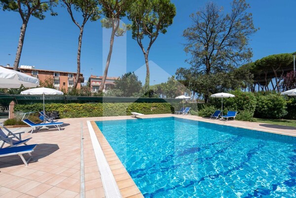 Prestige - Riva - Ground Floor Apartment With Patio - Pineto