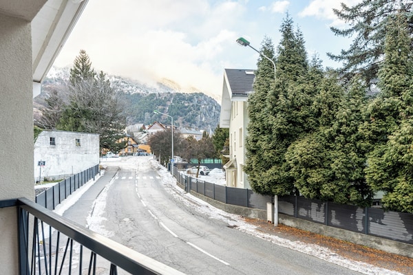 Apartment 'Bienvenue Chez Les Trutes' With Mountain View And Wi-fi - La Norma