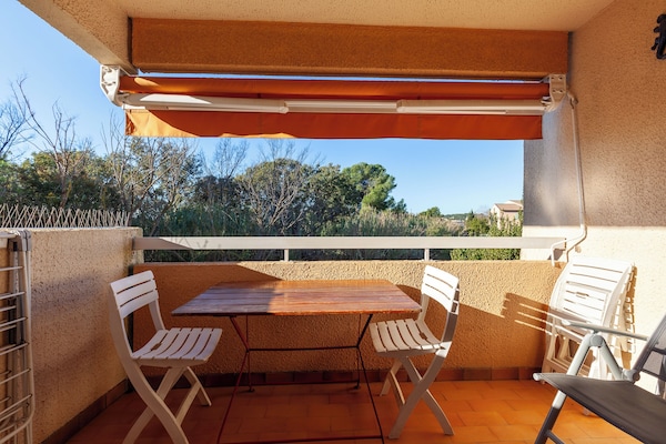 Studio 'Couple 2enfants 2 Velos' Avec Vue Sur Montagne, Piscine Partagée Et Balcon - Plage des Sablettes