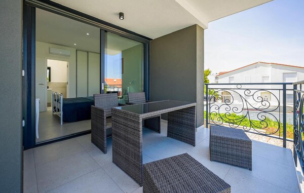 4 Bedroom Stunning Home In Murter - Tisno