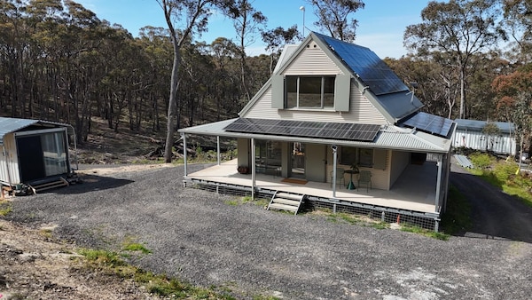 Retreat On The Doorstep Of The Macedon Ranges - Gisborne, Australia