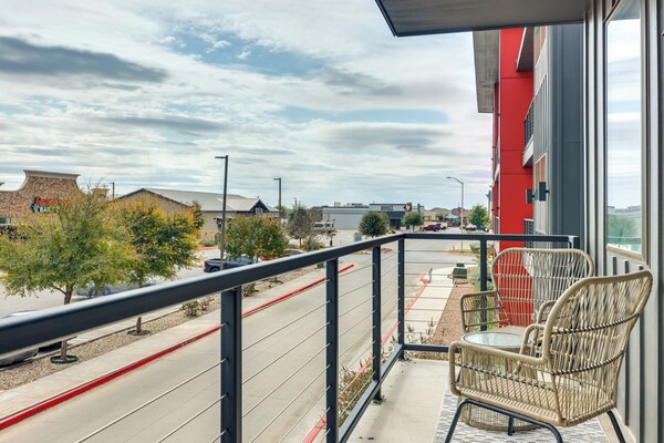 5 Mi To Dtwn: Modern Condo In New Braunfels! - New Braunfels